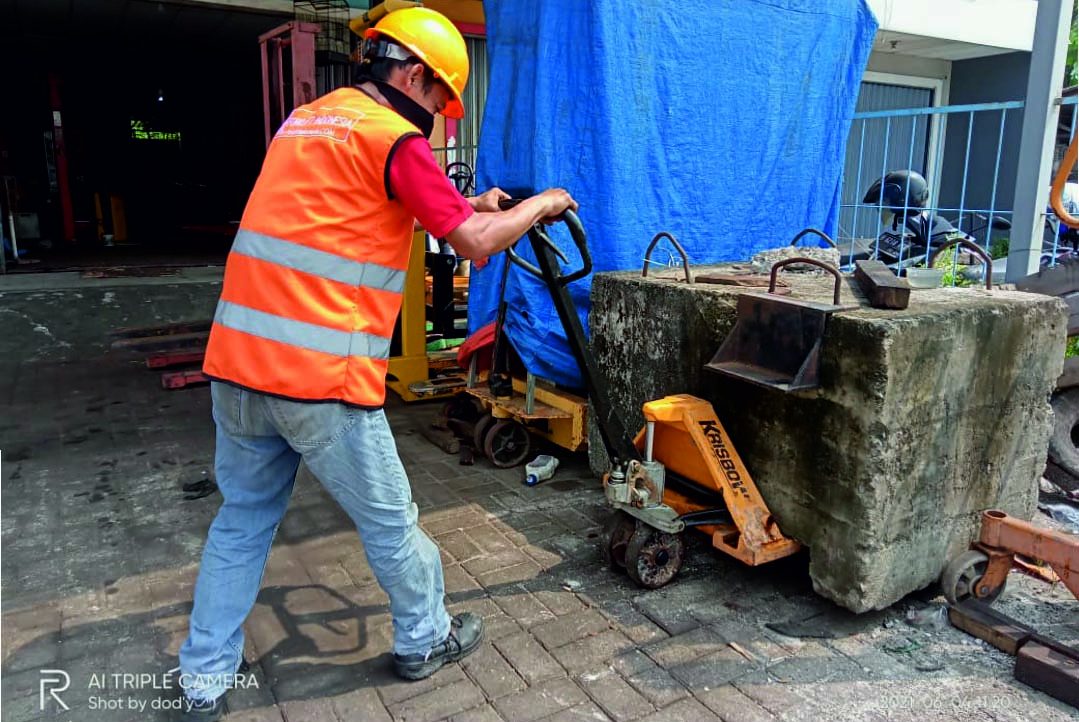 Service Hydraulic Hand Lift - Service Hand Lift